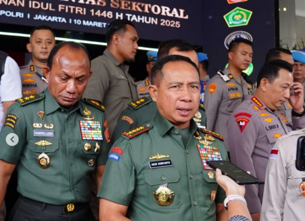 Panglima TNI Tegaskan Prajurit Aktif Masuk Jabatan Sipil Harus Mundur atau Pensiun Dini! - Editor.id