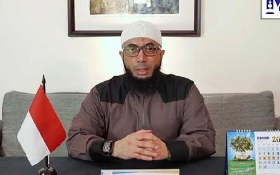 Ustaz Khalid Basalamah Diperiksa KPK Terkait Kasus Dugaan Korupsi Kuota Haji 2024 - Editor.id